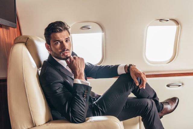 Dressing Well While Staying Comfortable on Long Flights – Wessi ...